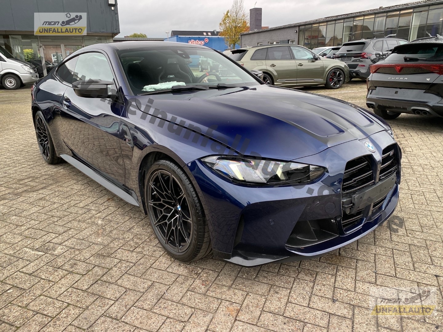 MEINUNFALLAUTO | BMW M4 Competition M-Carbon Paket Harman/Kardon ...